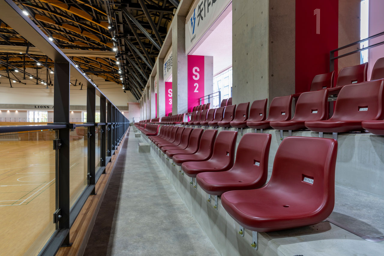 名城大学開学100周年記念アリーナ LIONS ARENA メインアリーナ｜コトブキシーティング株式会社