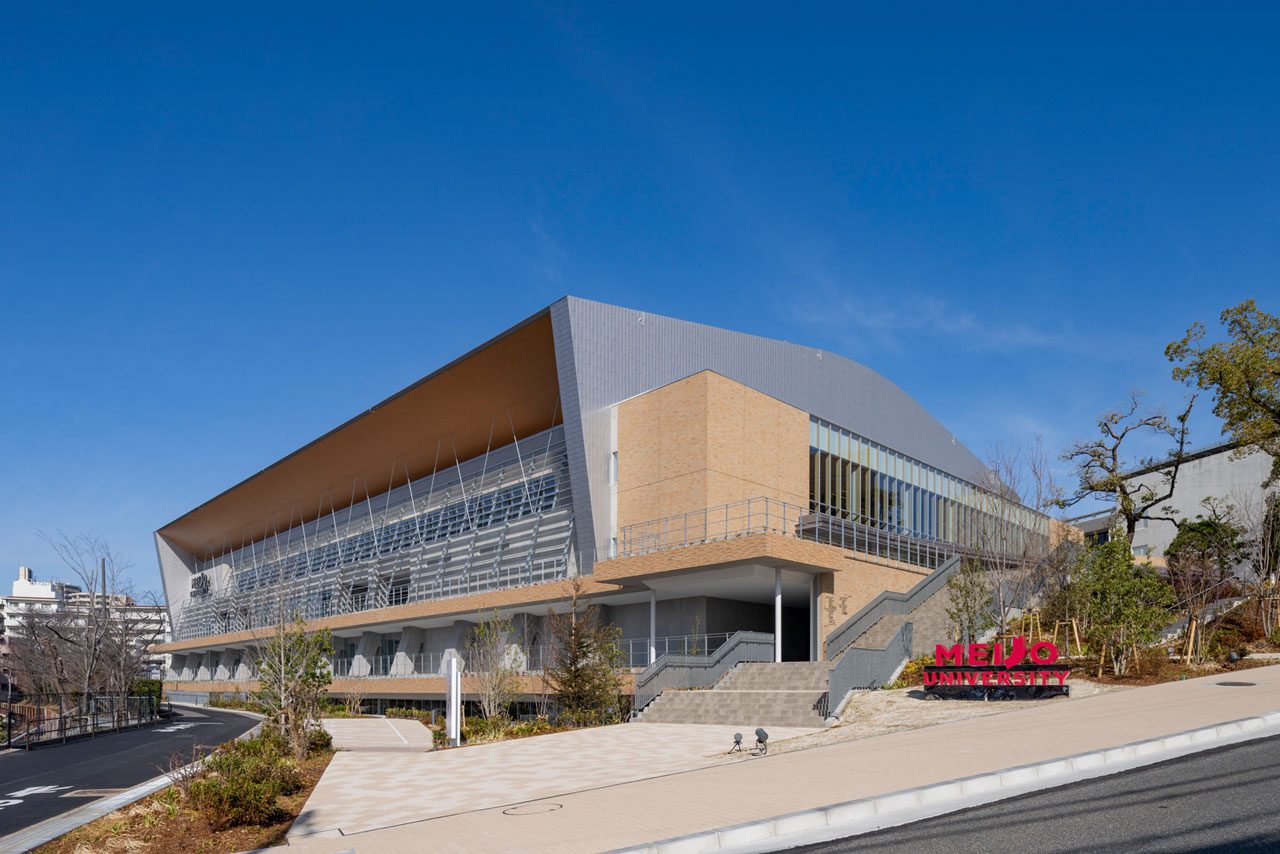 名城大学開学100周年記念アリーナ LIONS ARENA メインアリーナ｜コトブキシーティング株式会社