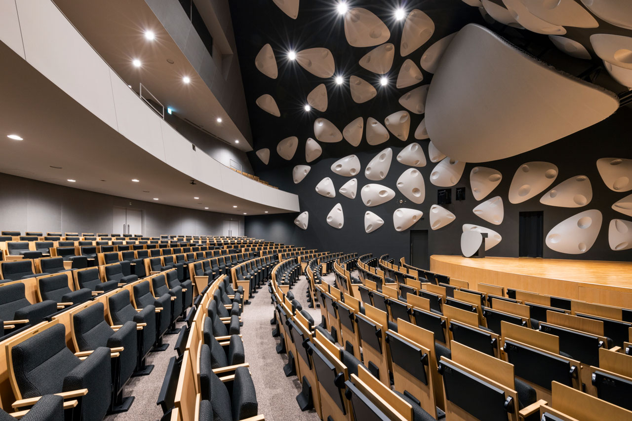 学校法人豊昭学園 6号館ラーニングセンター Connection Hall｜コトブキシーティング株式会社