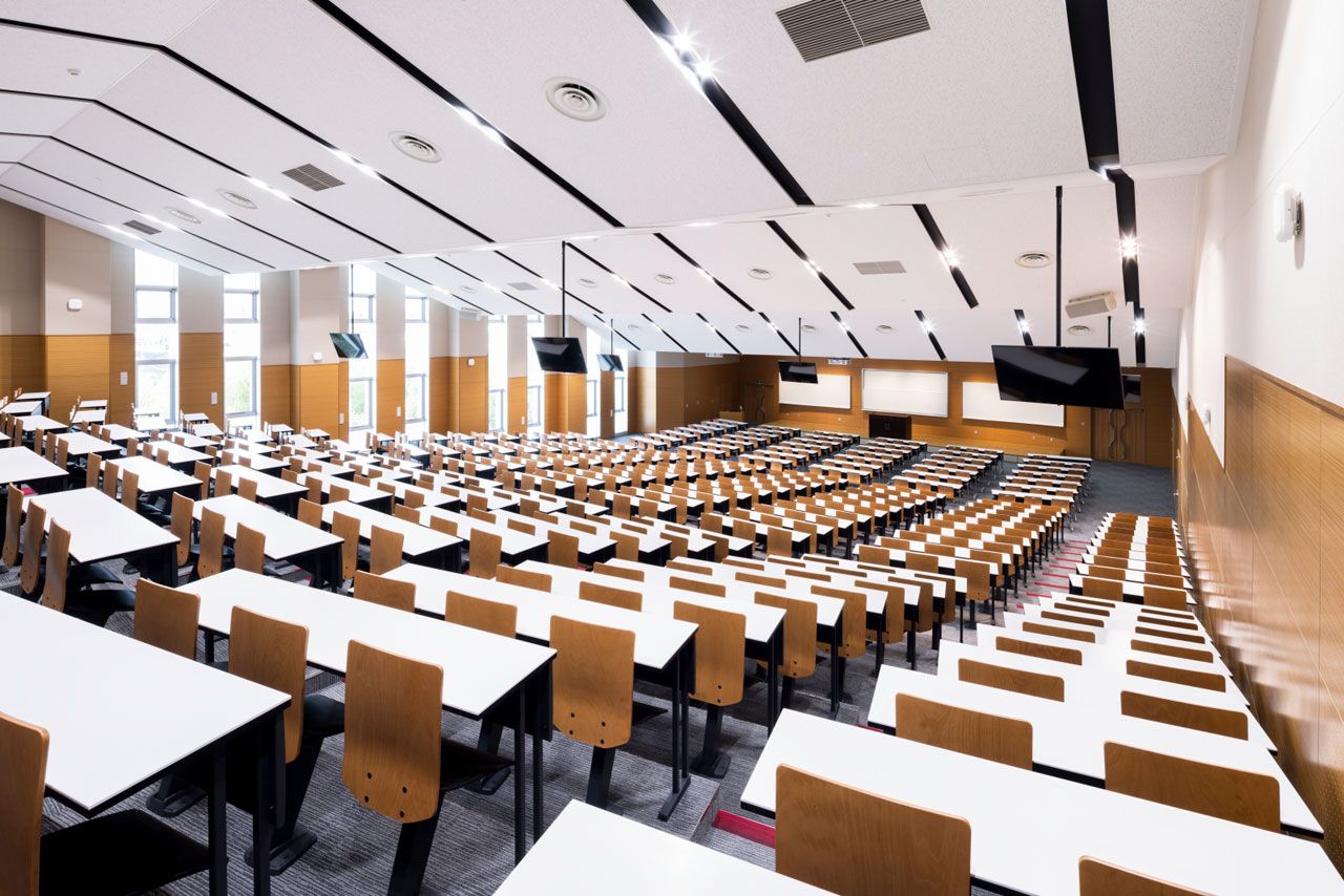 Lecture Room, Shigakukan University,40th Anniversary Hall｜KOTOBUKI SEATING