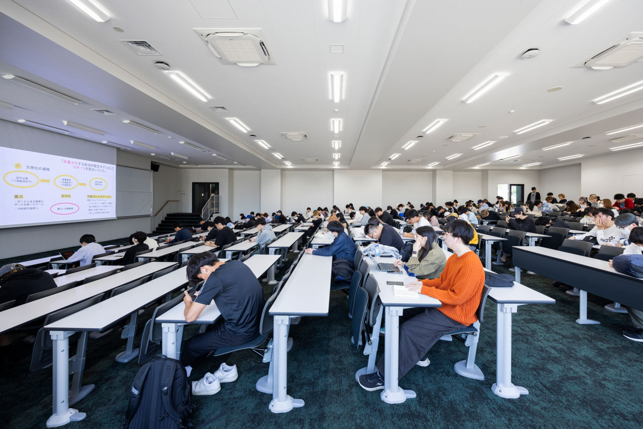 Large Classroom, Hannan University Building No.4｜KOTOBUKI SEATING