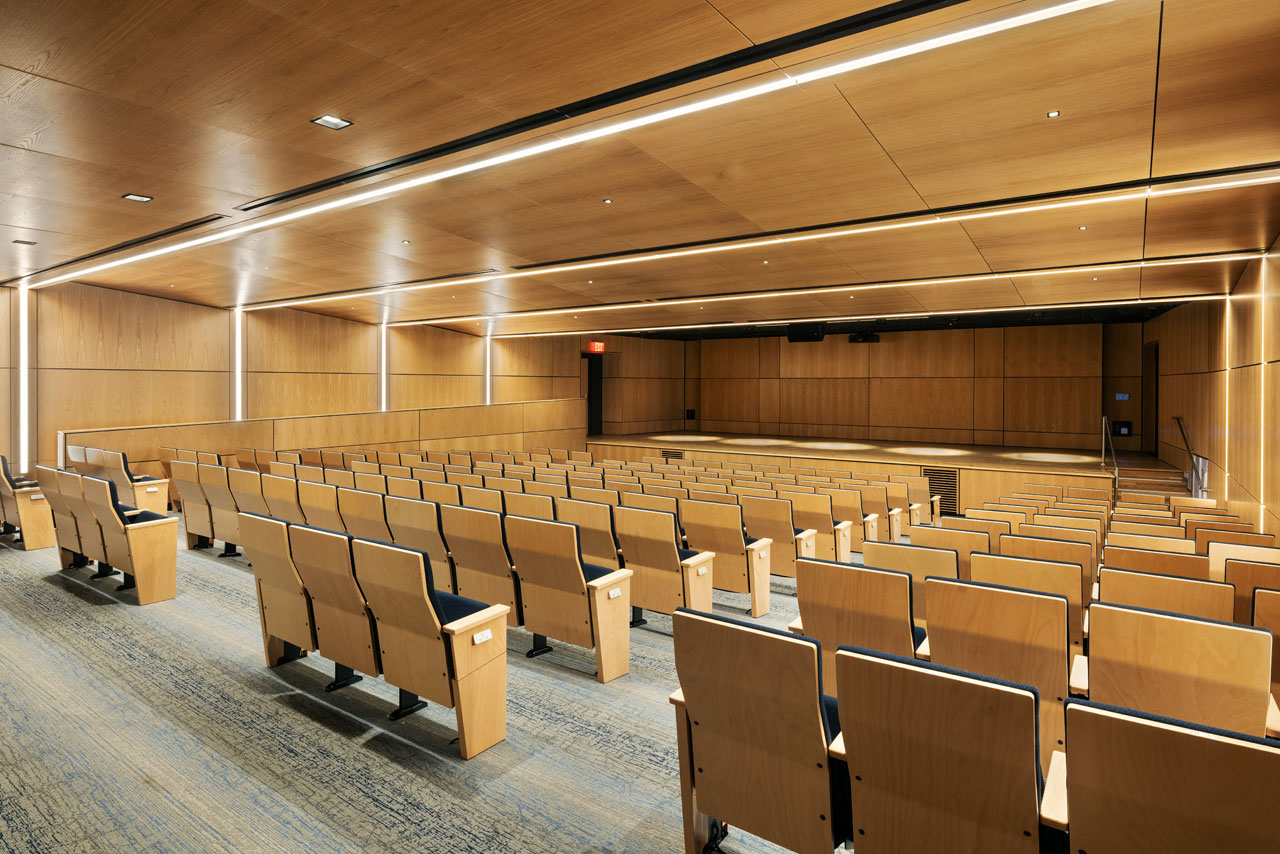 Oceanside Library Theater｜コトブキシーティング株式会社